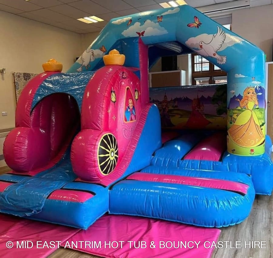 3D Front Slide Princess Carriage Bouncy Castle
